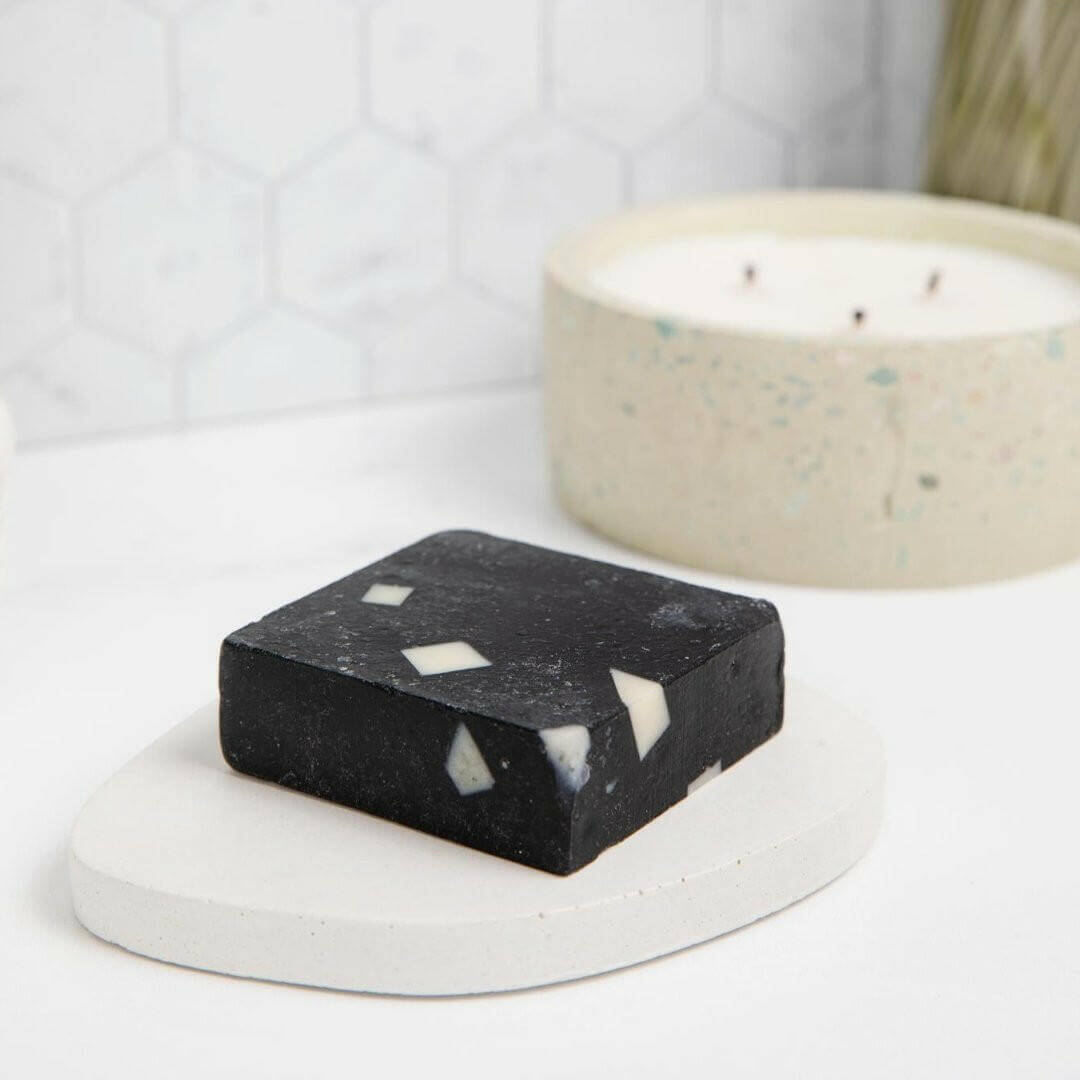 Soaperstar CBD Bath Soap in Activated Charcoal | Tub Therapy